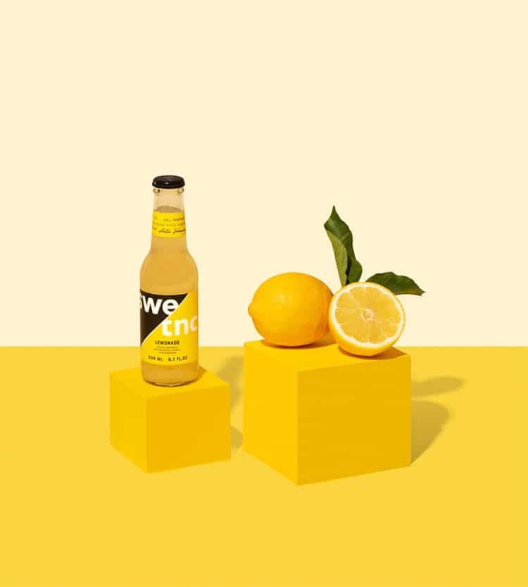 Lemonad från Swedish Tonic gjord på ekologisk citronjuice & rårörsocker